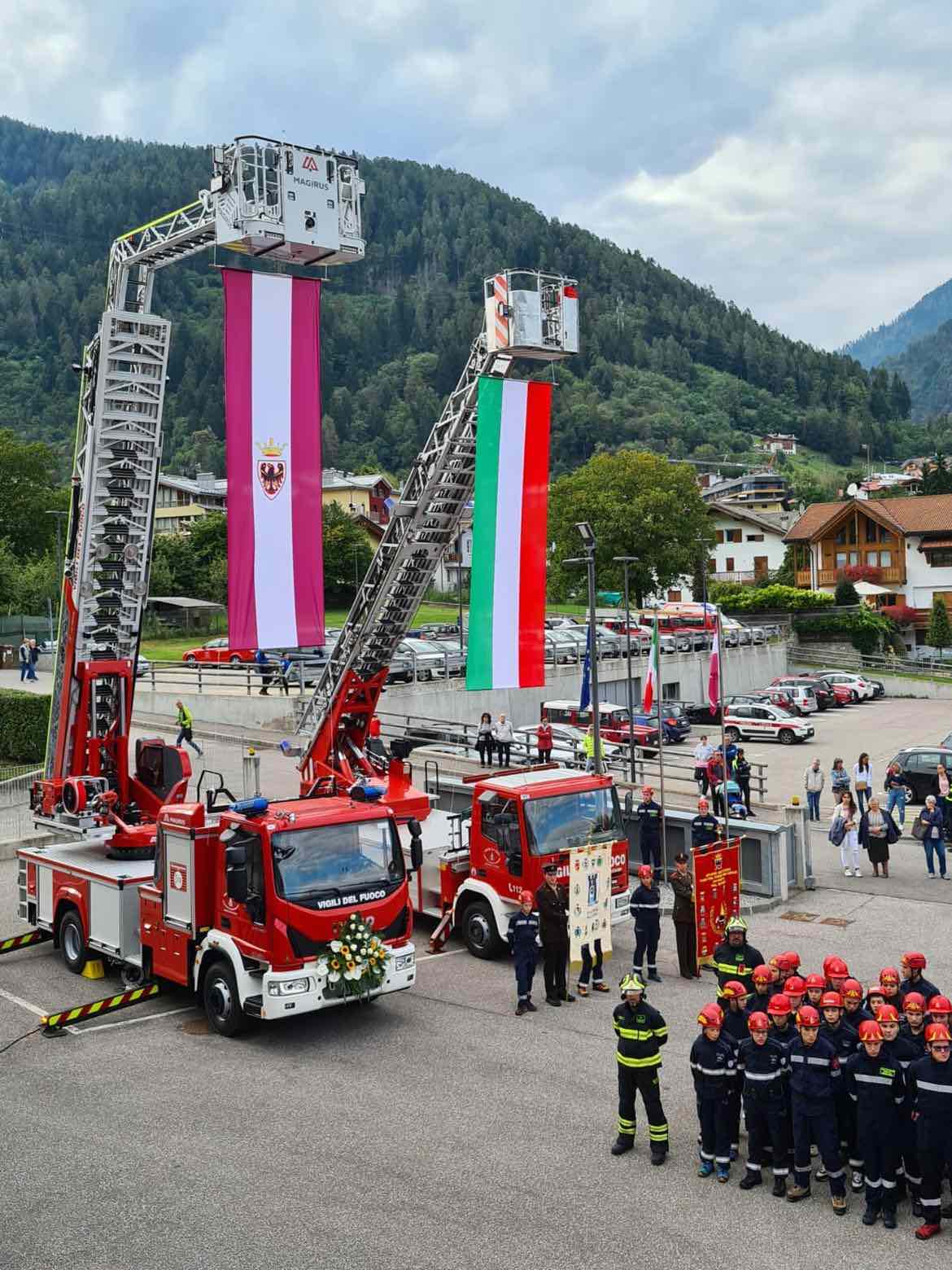 Una nuova autoscala per i vigili del fuoco della Val di Sole | Gazzetta ...